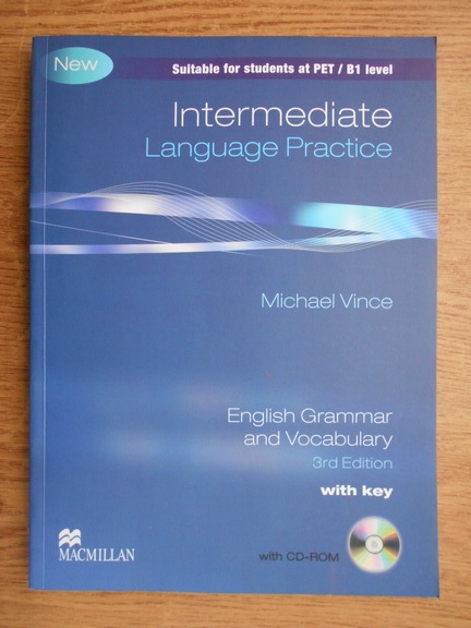 Michael Vince - Intermediate language practice. English grammar and vocabulary - Cumpără